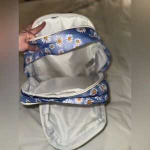 Jansport | Bags | Jansport Daisy Backpack Collegehighschool Size | Poshmark